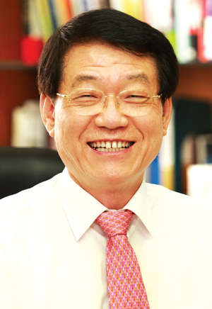 Eng Goh's Instagram, Twitter & Facebook on IDCrawl