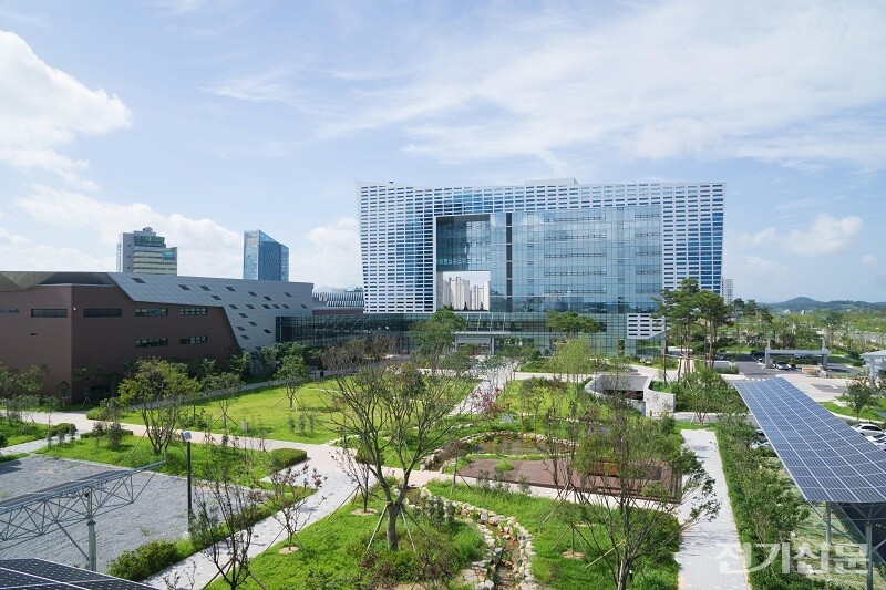 연일 지속되는 폭염에 전력사용량 94.6GW…최대수요 경신